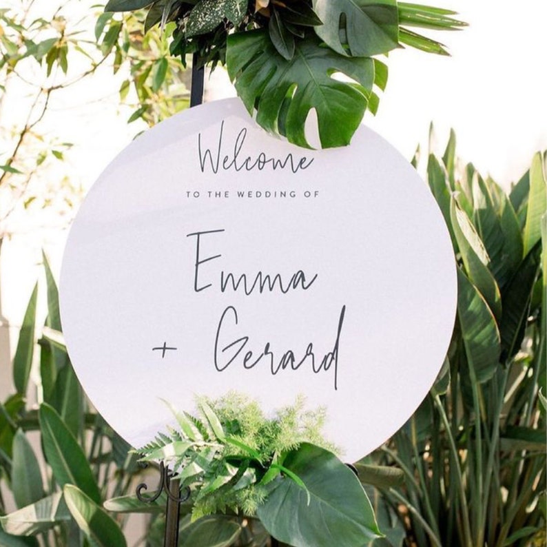 Linear Circle Wedding Welcome Sign | Wedding Signage | Modern Wedding ...
