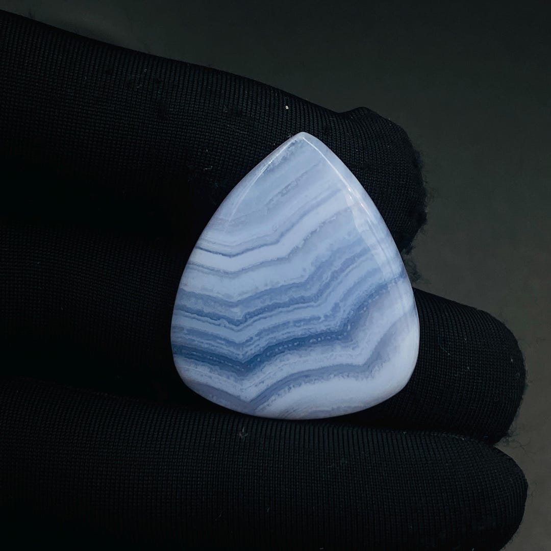 Blue Lace Agate Stone | Natural Banded Blue Agate | Throat Chakra ...