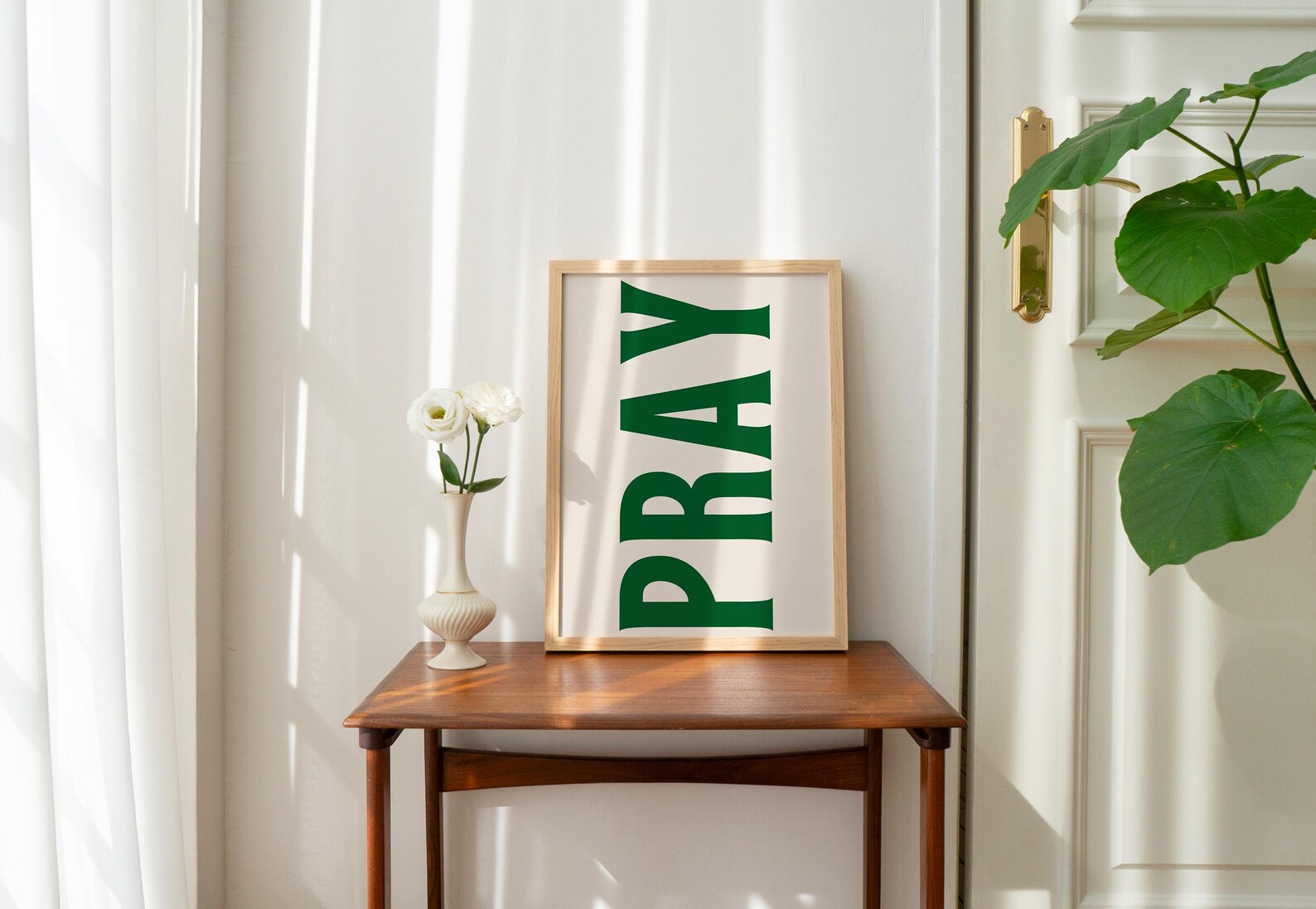 Pray Print, Jesus Typography Poster, Trendy Christian Wall Art, Retro ...