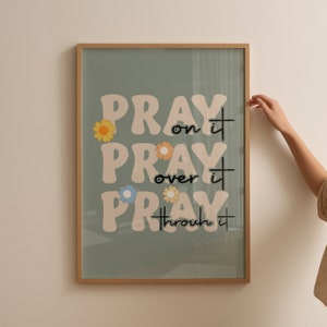 Retro Christian Wall Art, Pray Print, Scripture, Christian Poster ...