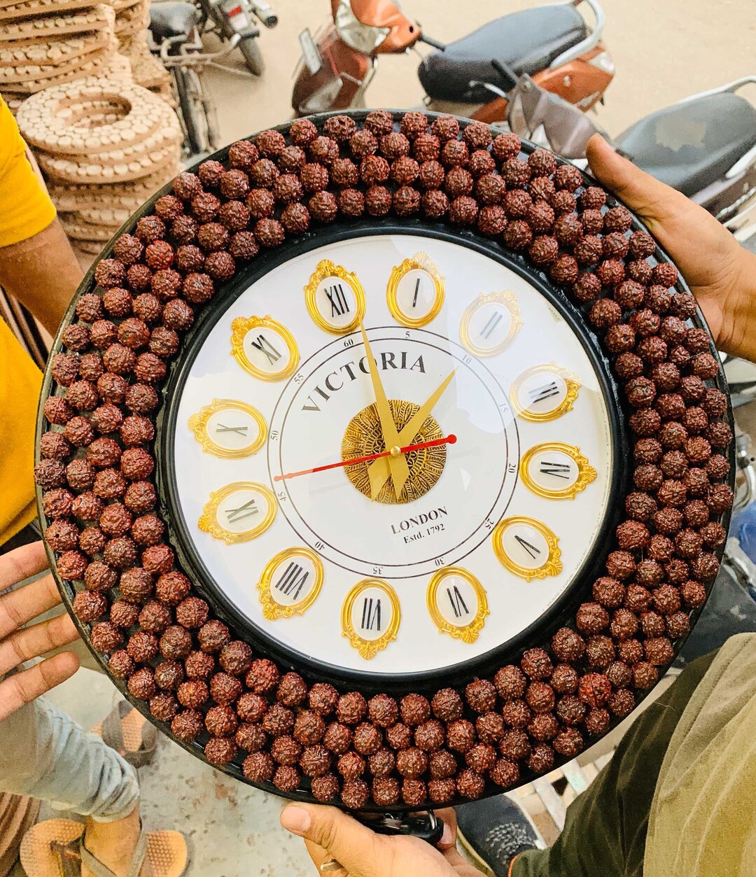 Handicraft Indian Rudraksh Wooden Wall Clock, Handcrafted Wooden Analog ...