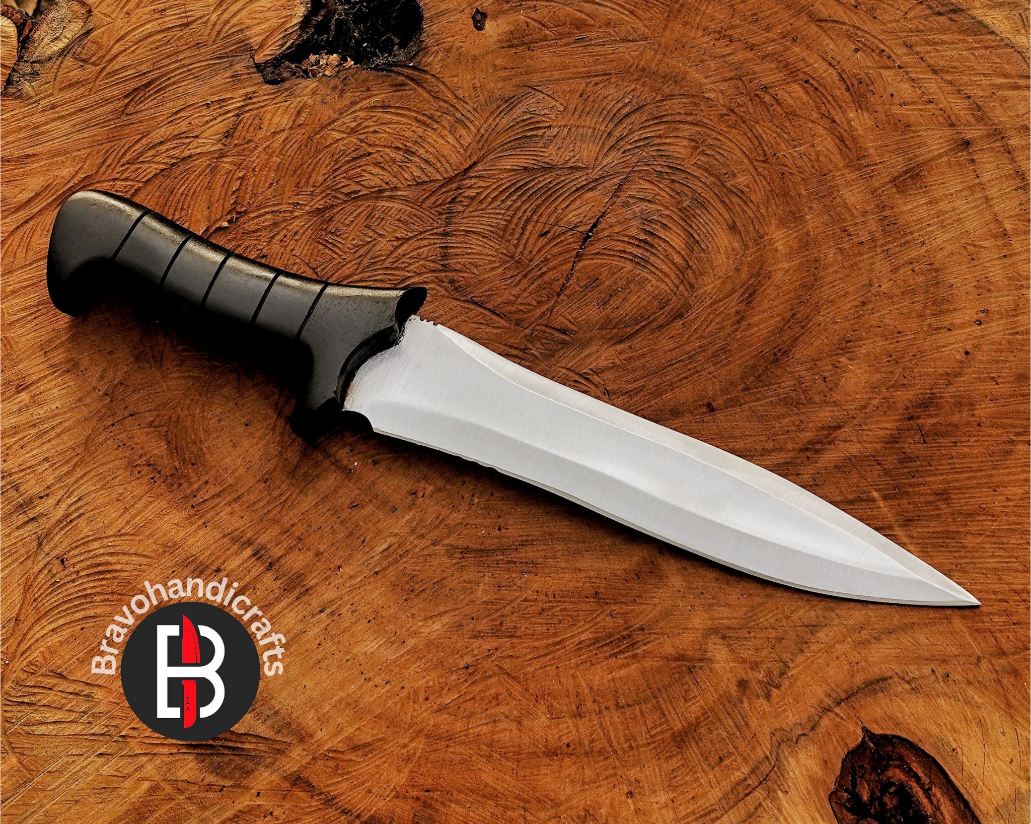 RE4 Leon Kennedy's Knife Custom Handmade Spring Steel Bowie Knive ...