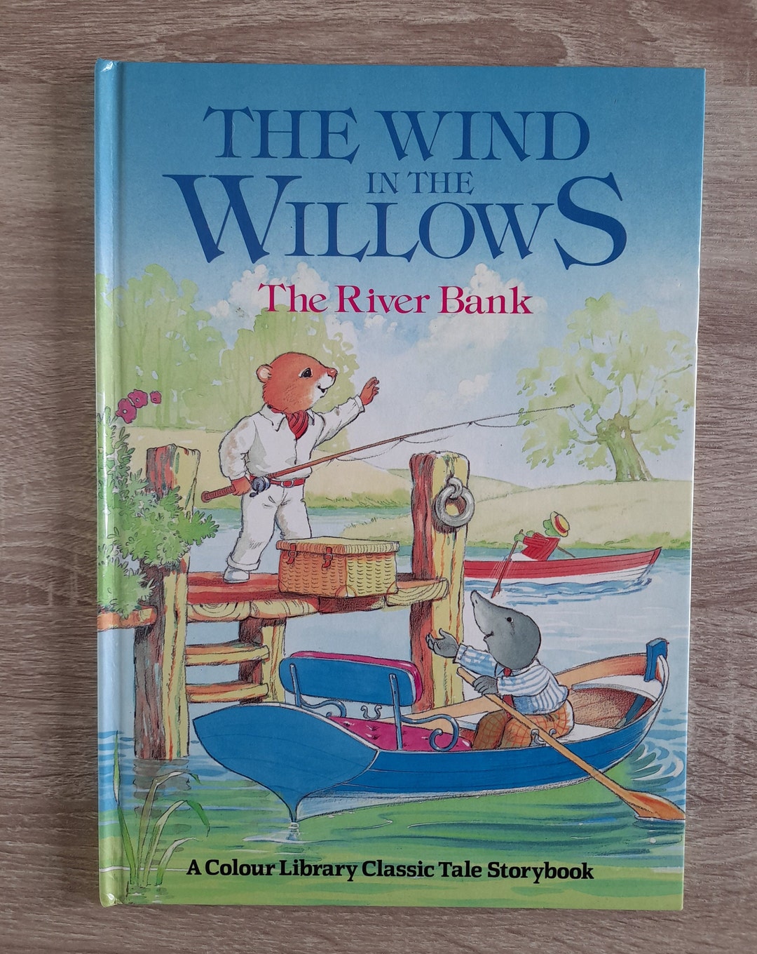 The Wind in the Willows: the River Bank Vintage Childrens Hardback Book ...