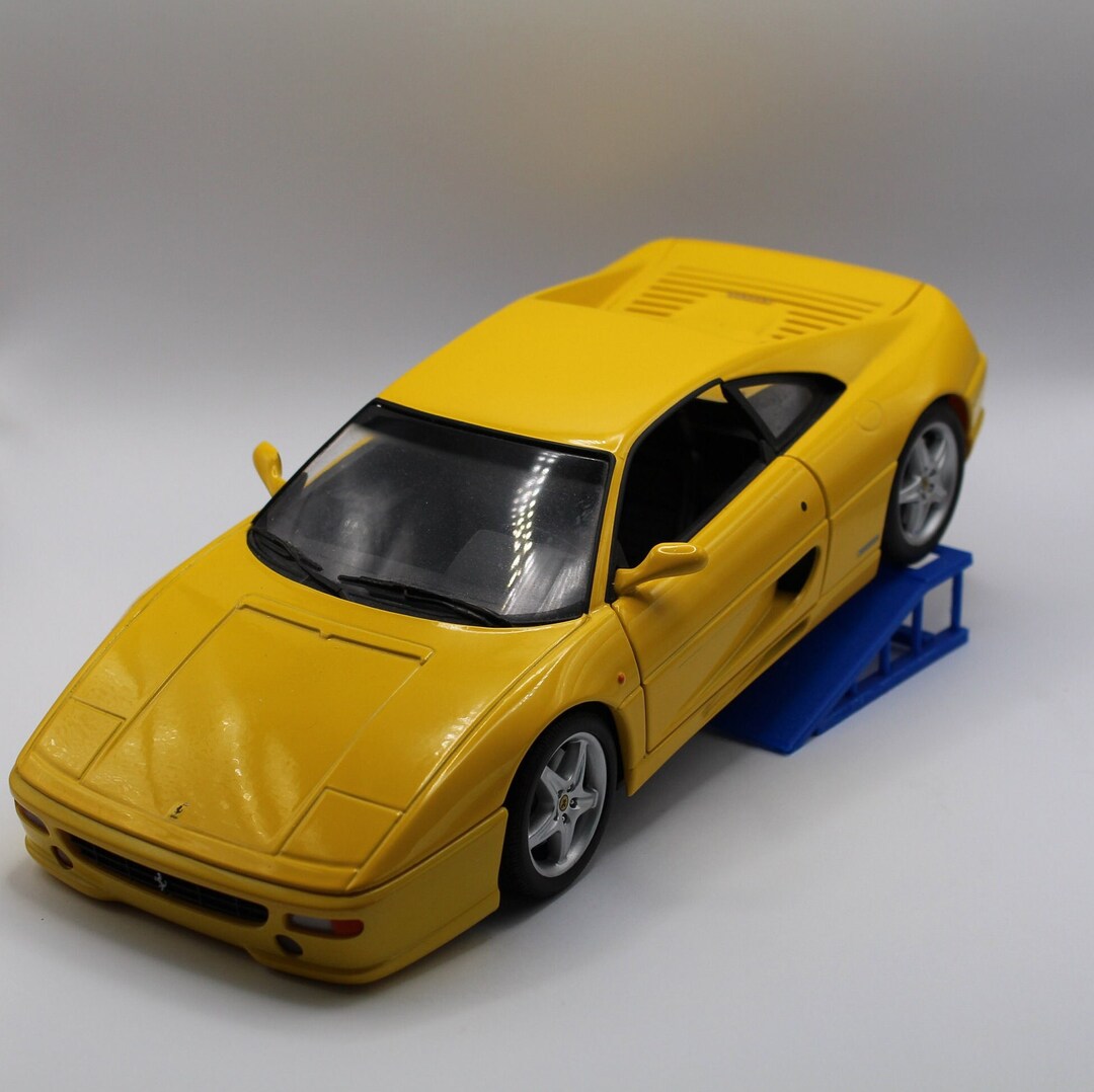 1/18 Scale Car Ramp for Garage, Repair Shop, Workshop, Showroom Diorama ...