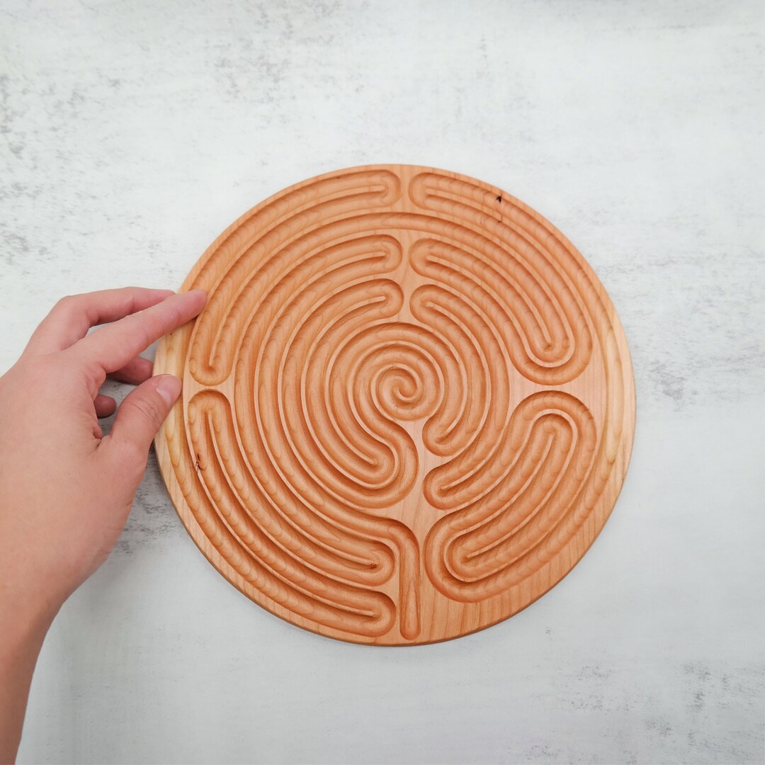 Boughton Green Wooden Finger Labyrinth Ideal for Mindful Breathing ...