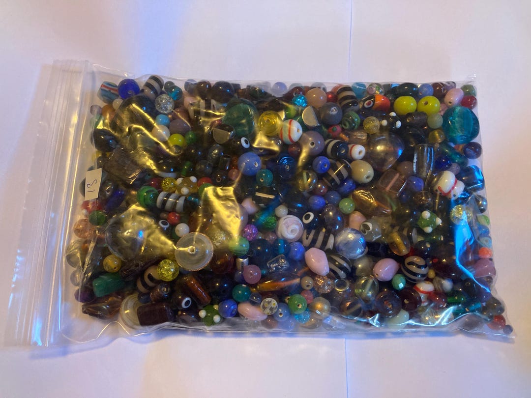 1 Kilo Assorted Mixed Colours & Sizes Foil Lamp Work Glass Beads No.13 ...
