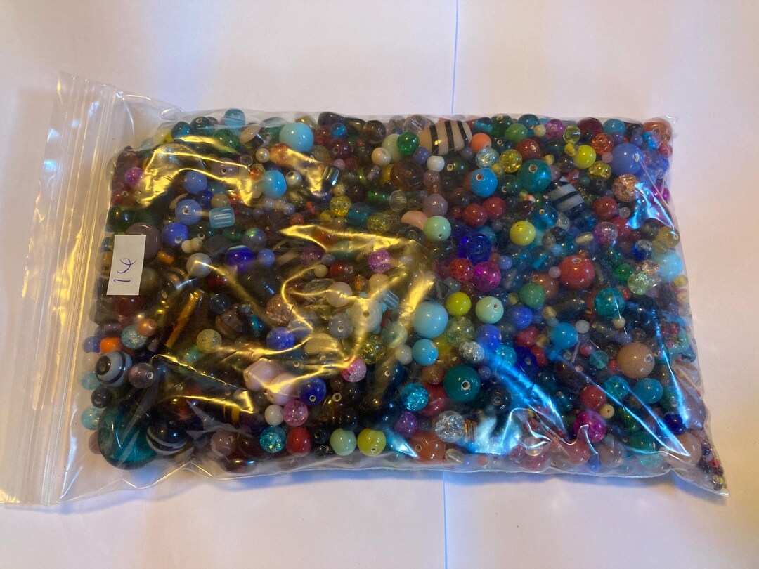 1 Kilo Assorted Mixed Colours & Sizes Foil Lamp Work Glass Beads No.14 ...