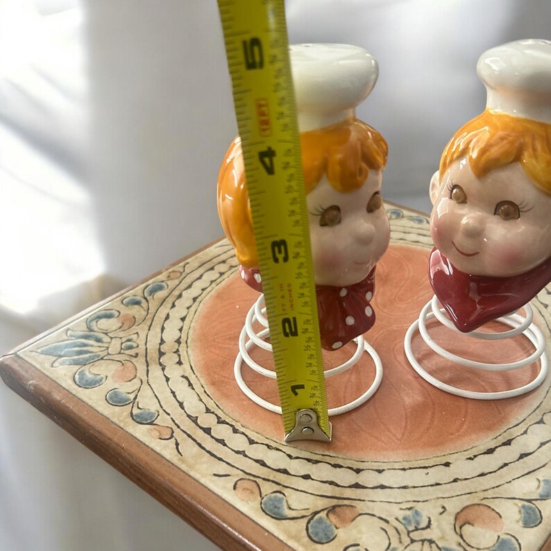Retro Boy Girl Salt and Pepper Shakers on Spring With Moving Eyes ...