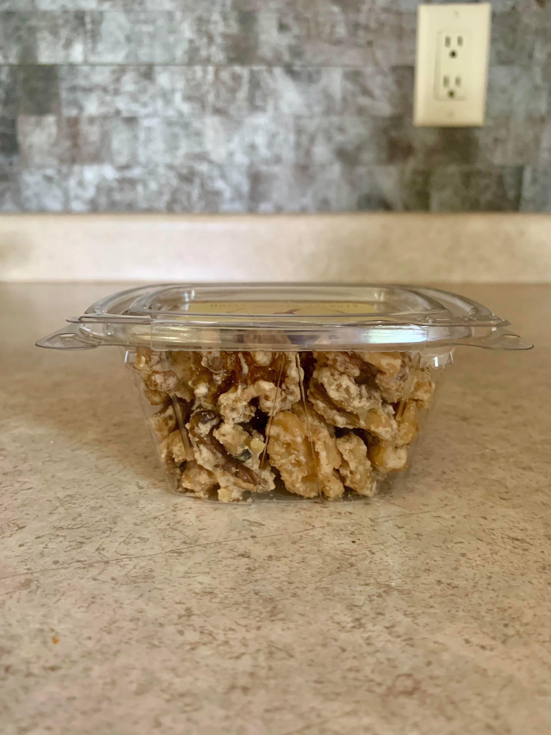 Maple Coated Walnuts, Covered With 100% Pure Maple Syrup From Wisconsin ...