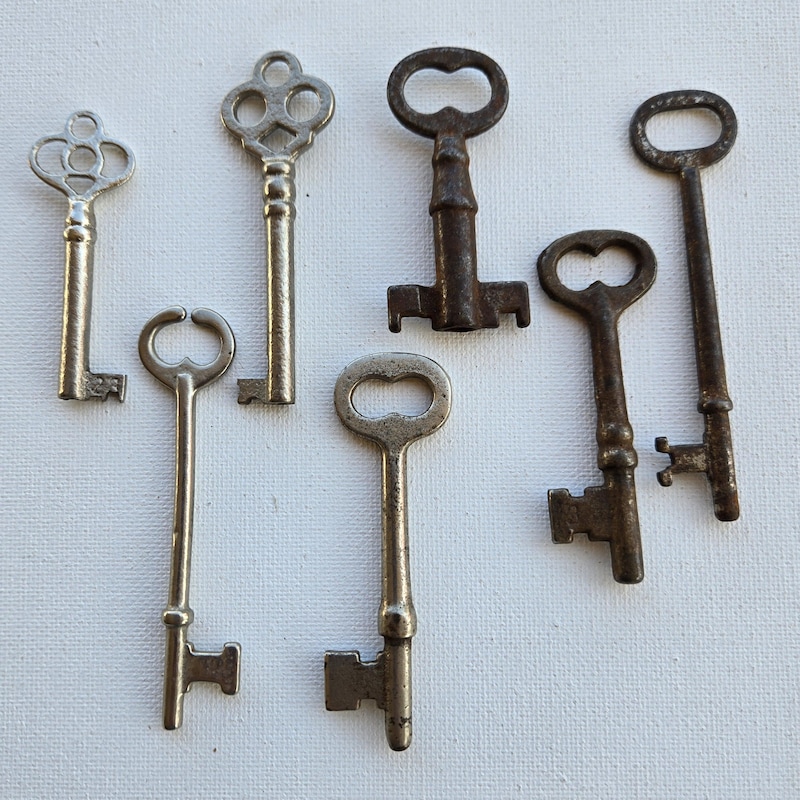 Skeleton Key Decor - Etsy