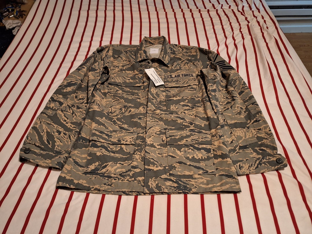 US Air Force Air Force Camouflage Pattern Mans Utility Coat Size 40 L ...