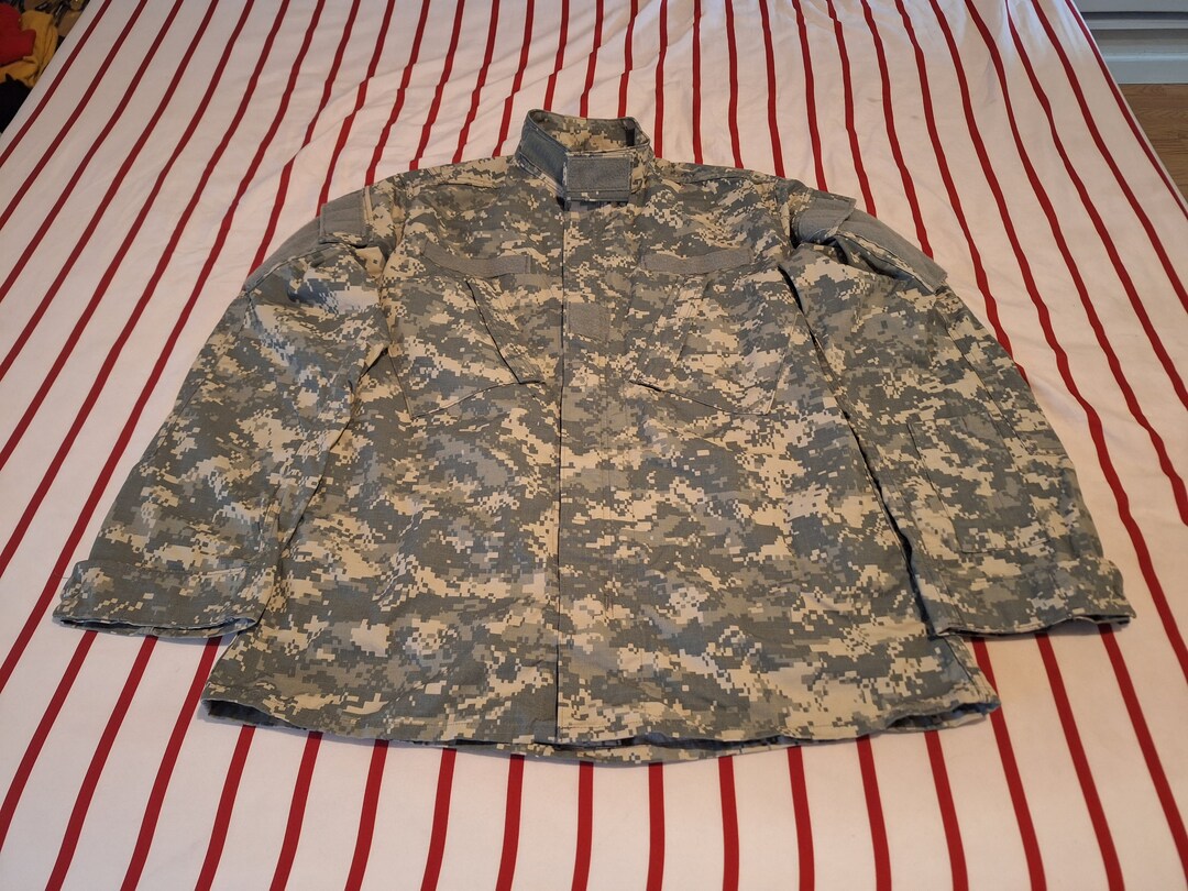 U.S. Army Insect Repellent ACU Camouflage Combat Coat Used - Etsy