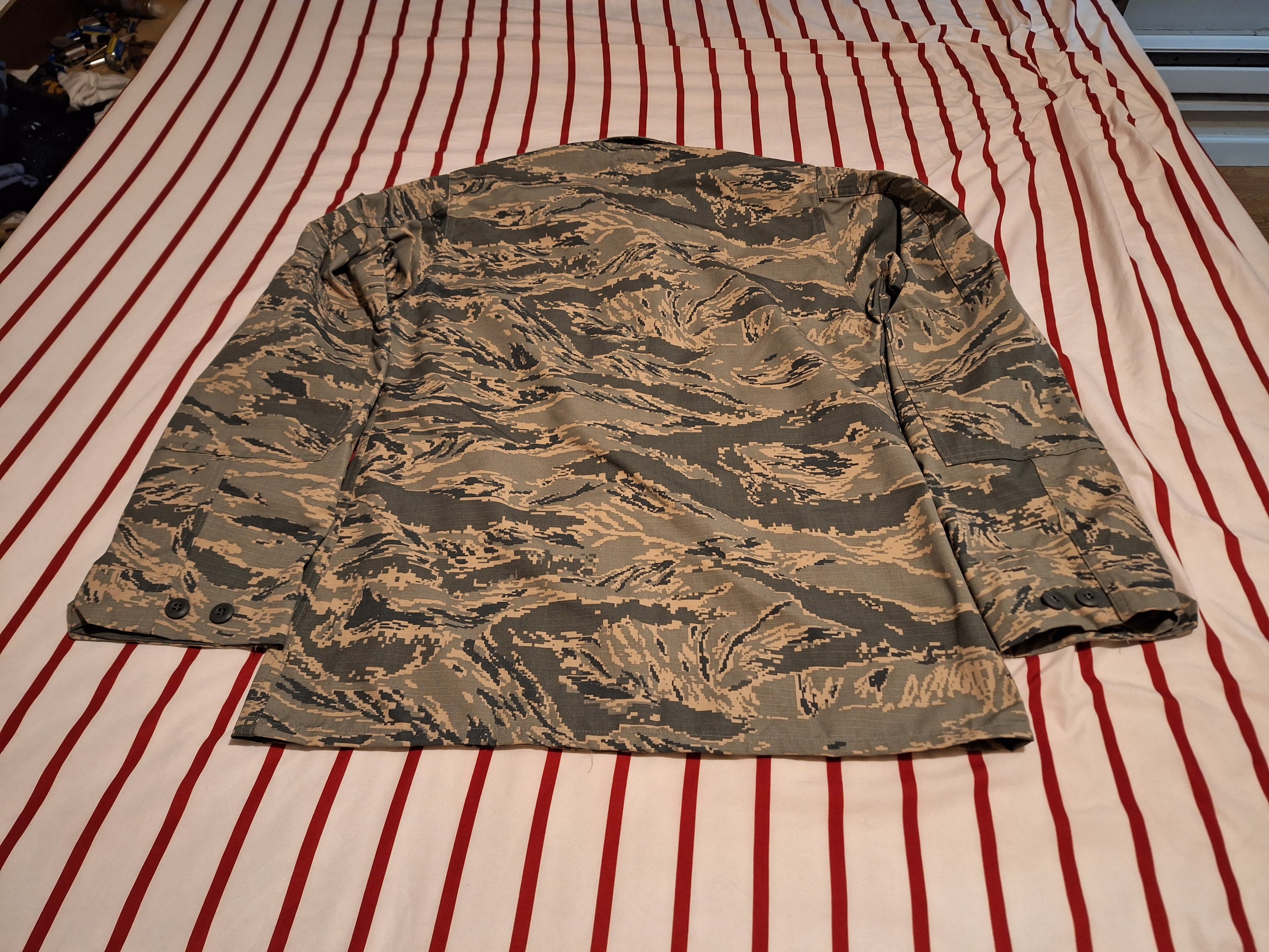US Air Force Air Force Camouflage Pattern Mans Utility Coat Size 40 L ...