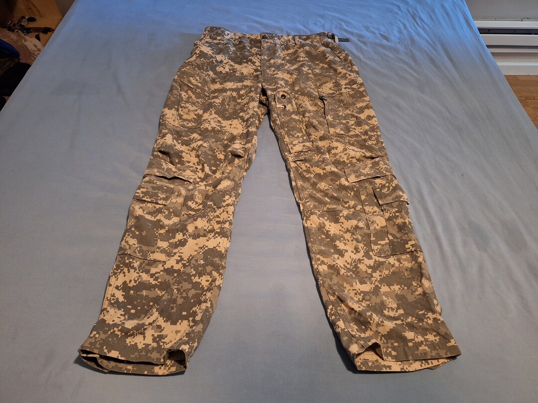 Us Army Acu Camo Aircrew Combat Trousers Size Large Regular Used Etsy
