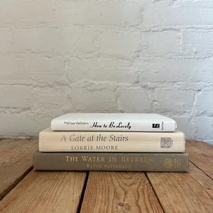 Neutral Book Stack, Luxury Staging Books, Decorative Books for Shelf ...