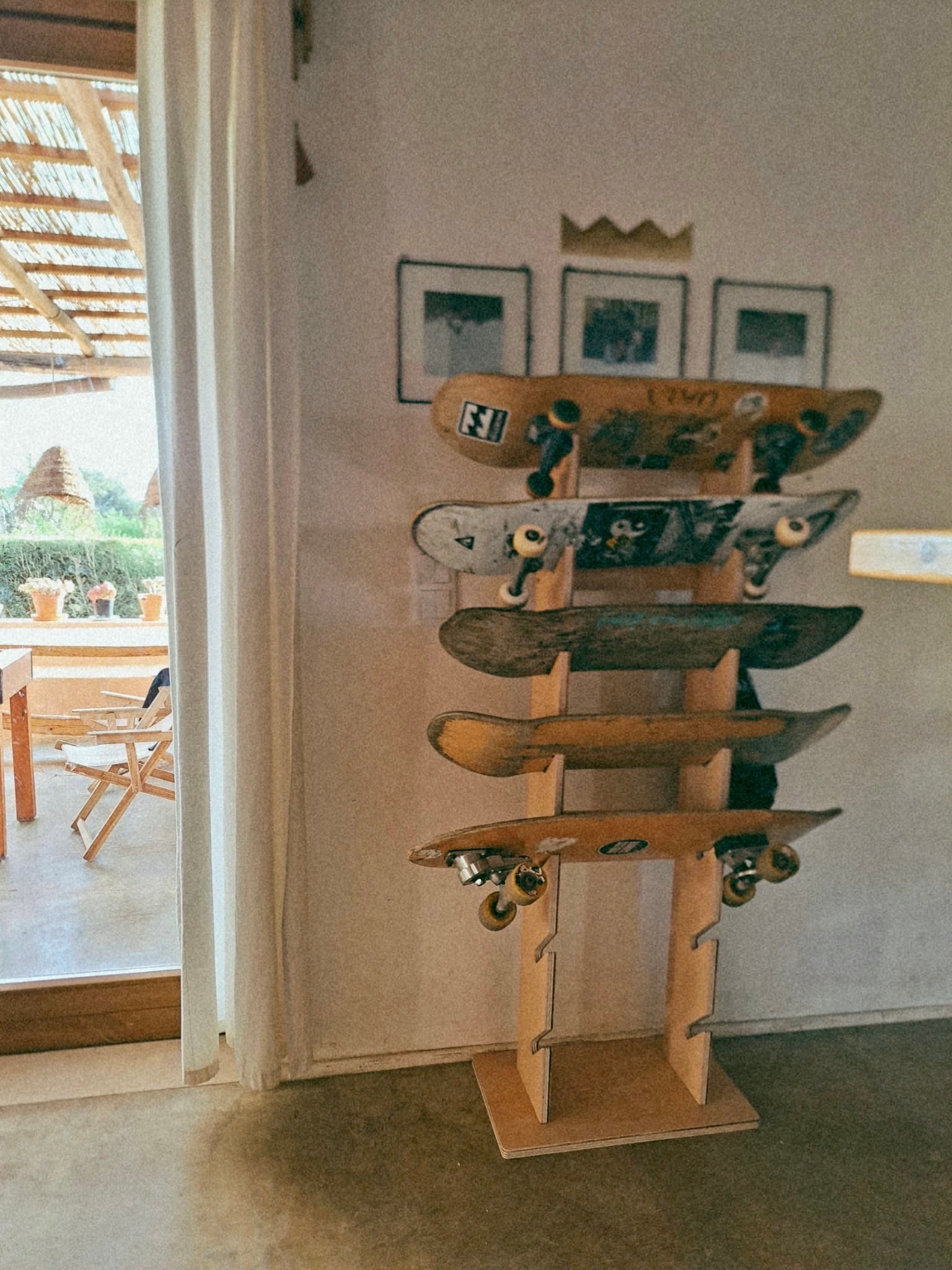 Vertical 7 Skate Rack, Skate Hanger, Support, Multiple Skateboard Stand ...