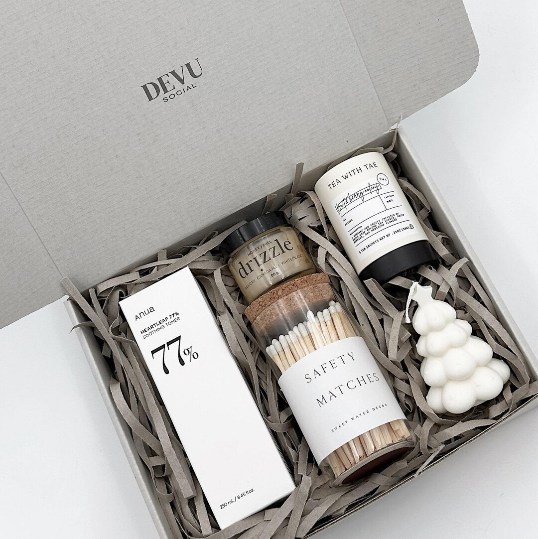 Holiday Gift Box, Christmas Gift Basket, Winter Gift, Gift Box for ...