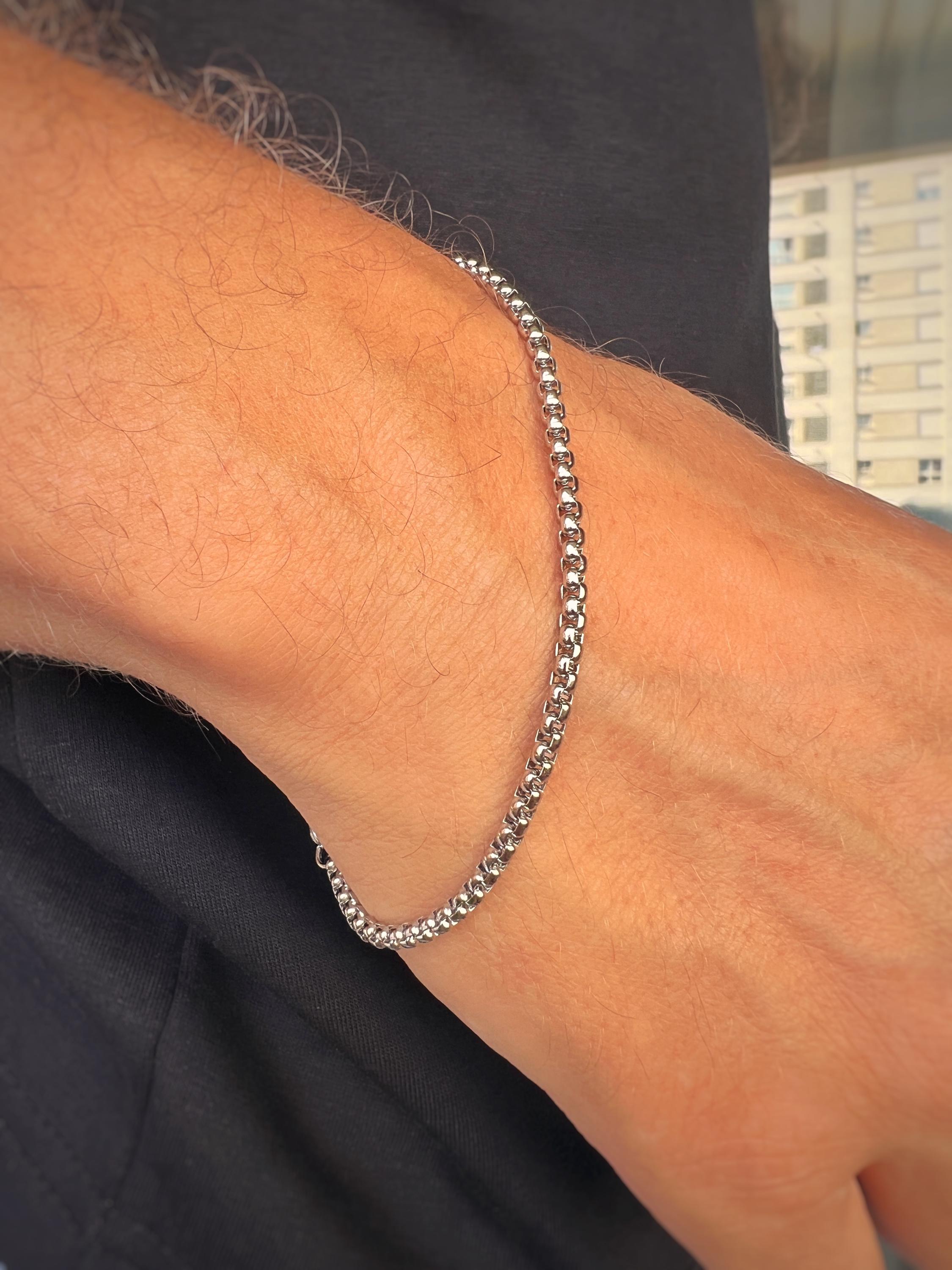 Men's Chain Bracelet in Silver-colored Stainless Steel. Made With ...