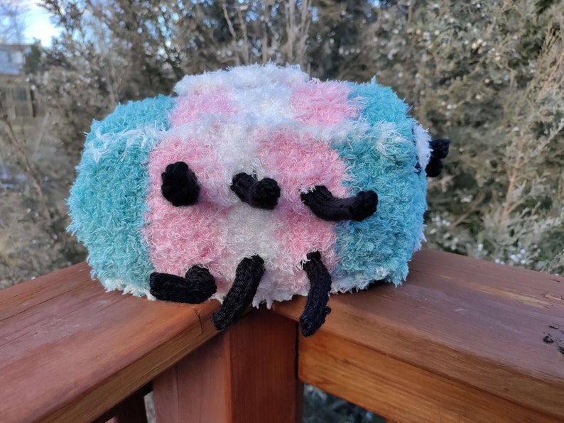 Transgender Trans Flag Minecraft Bee Plush - Etsy