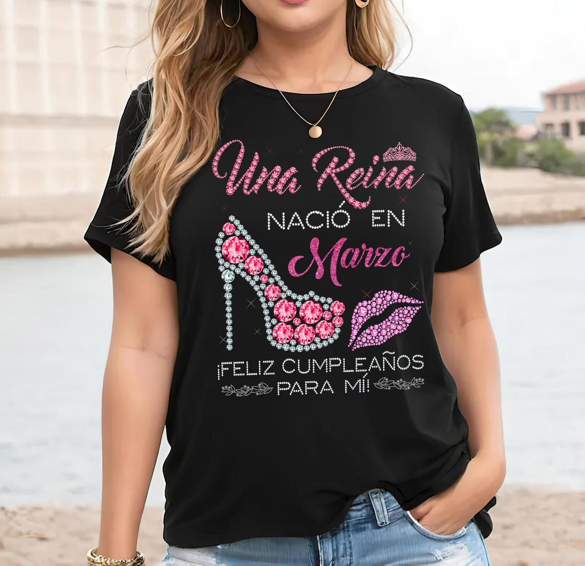 Birthday Shirt Una Reina Nació En Julio | Custom Shirt | Spanish Hoodie ...