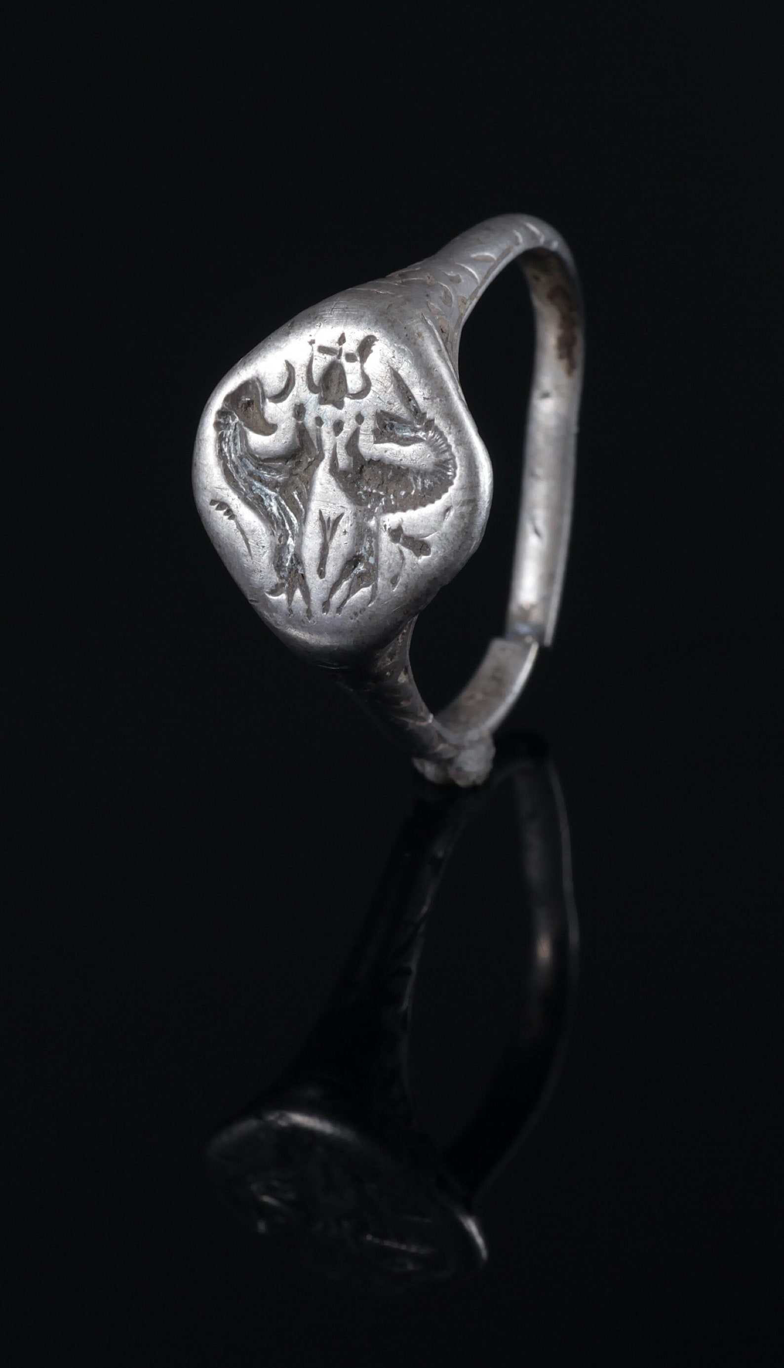 Ancient Signet Ring Engraved Antique Silver Ring Animals in a Duel ...