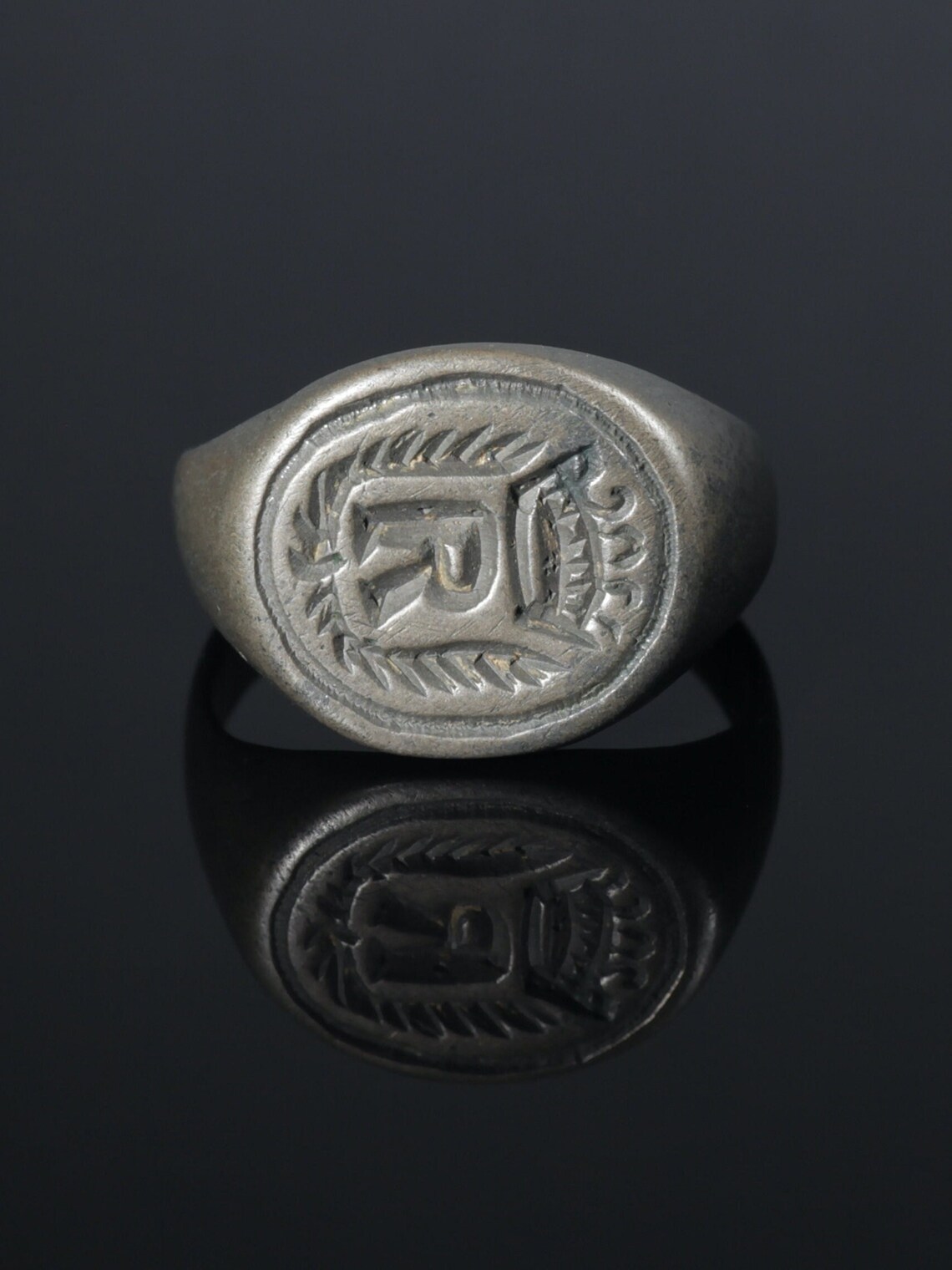 Signet Ring With Family Coat of Arms Tin Bronze Antique Ring Unique ...