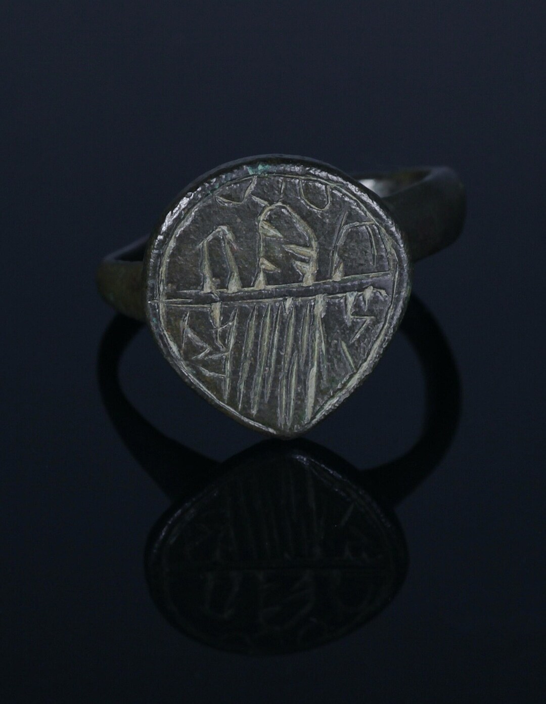 Muslim Ring With Ethnic Ornament | Engraved Antique Ring | Ancient ...
