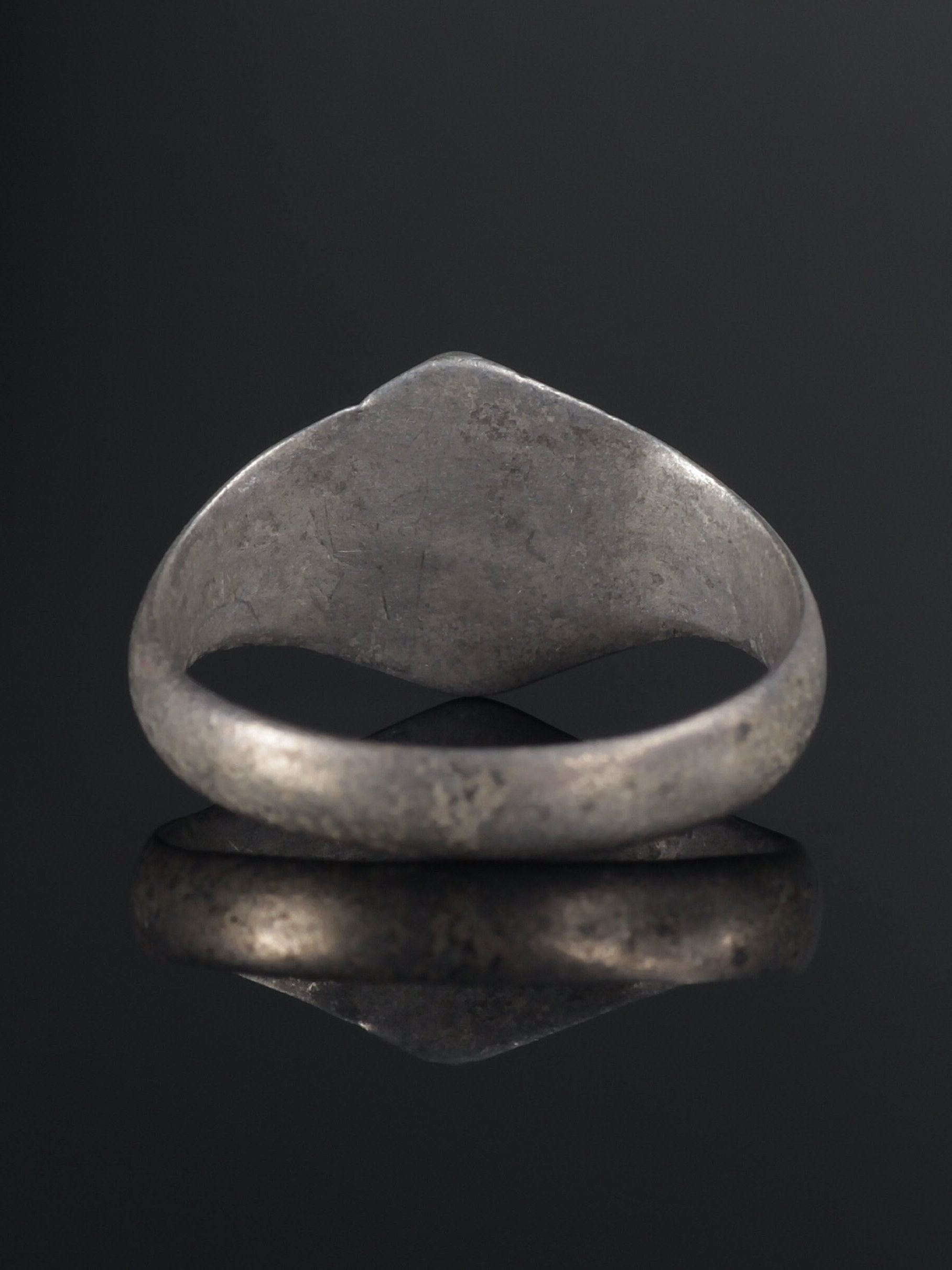 Early Islamic Rhombus-shaped Ring With Floral Ornament Genuine Medieval ...