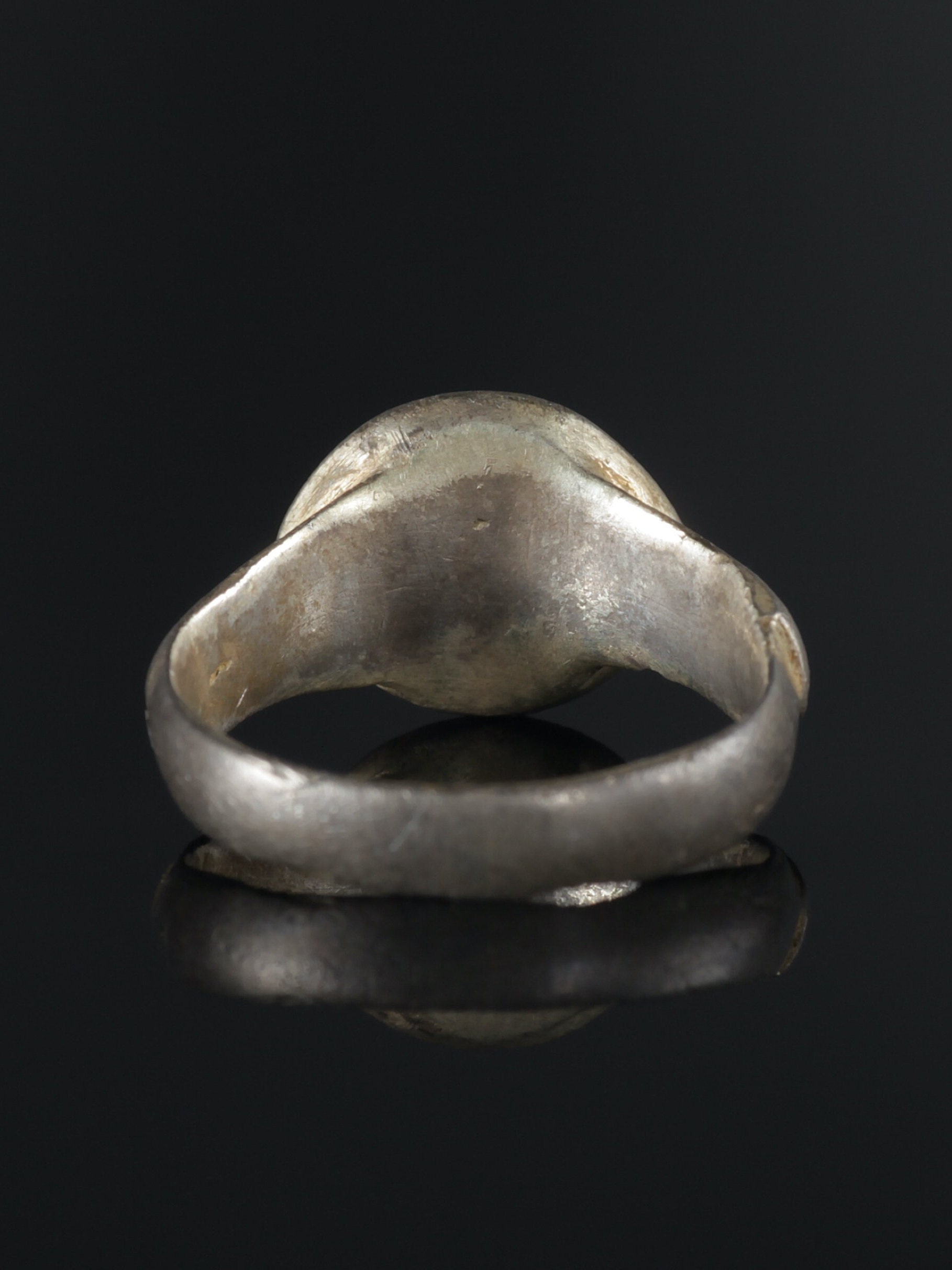 Early Islamic Oval-shaped Ring With Floral Ornament Ancient - Etsy