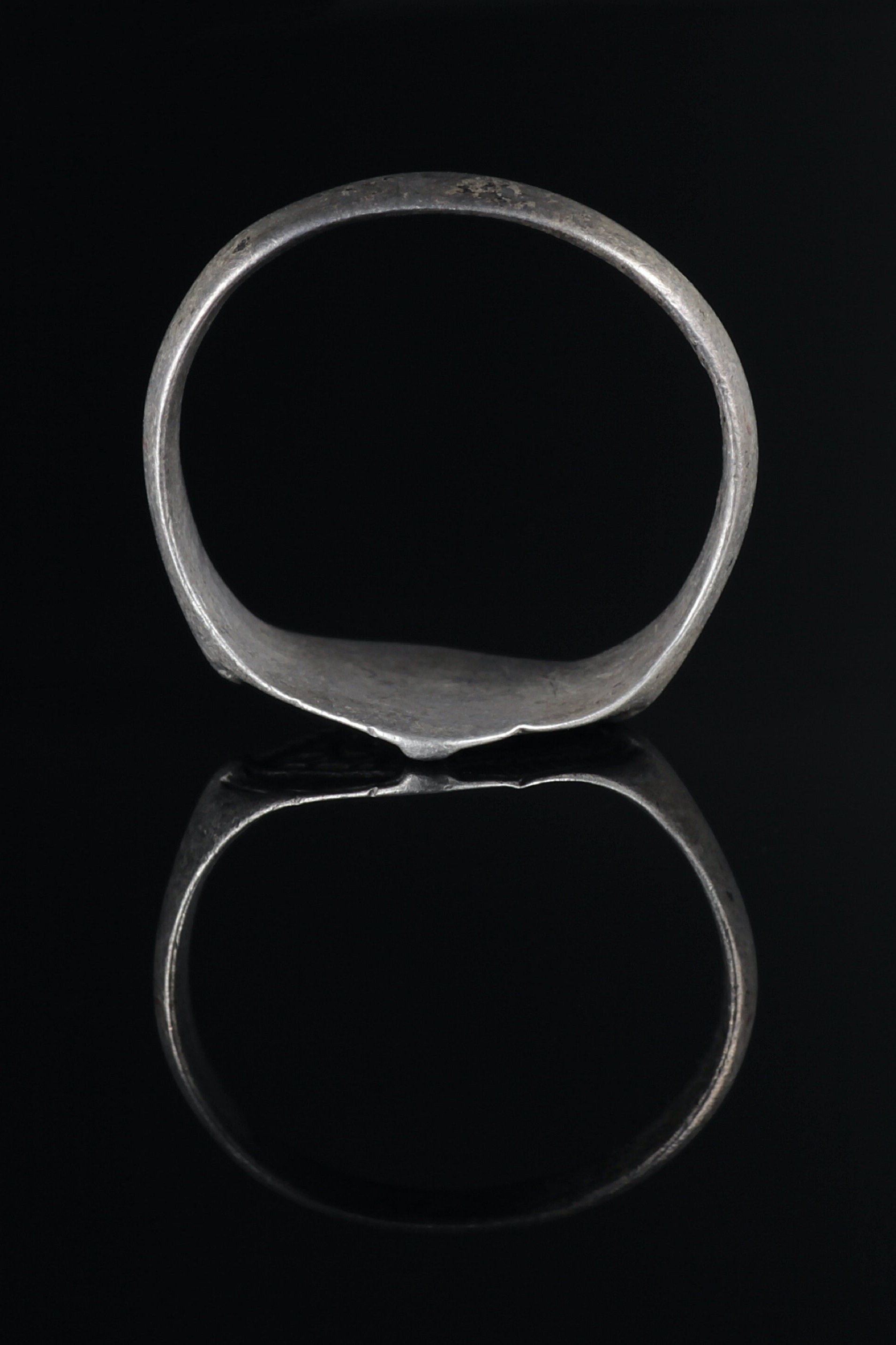 Early Islamic Rhombus-shaped Ring With Floral Ornament Genuine Medieval ...