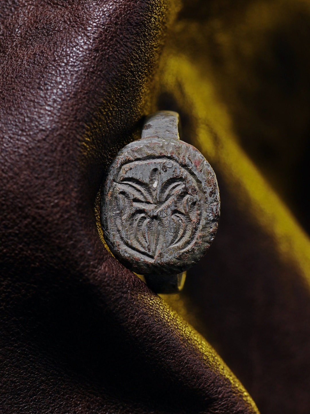 Antique Bronze Signet Ring, 16th Century Botanical Motif - Etsy