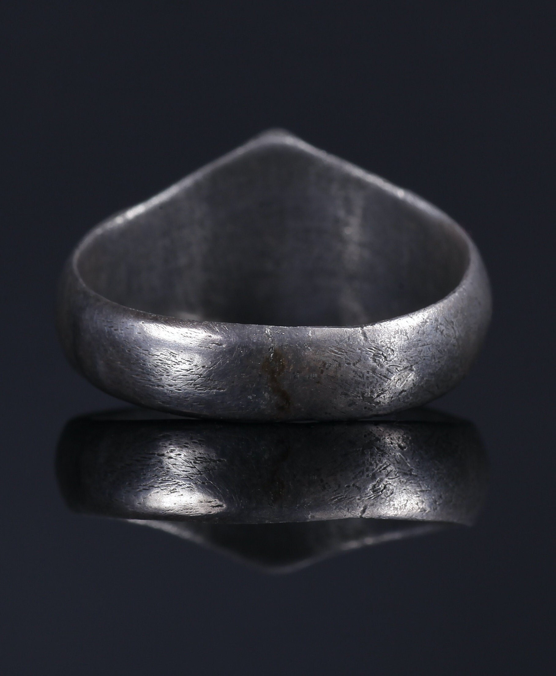 Early Islamic Rhombus-shaped Ring With Floral Ornament Genuine Medieval ...