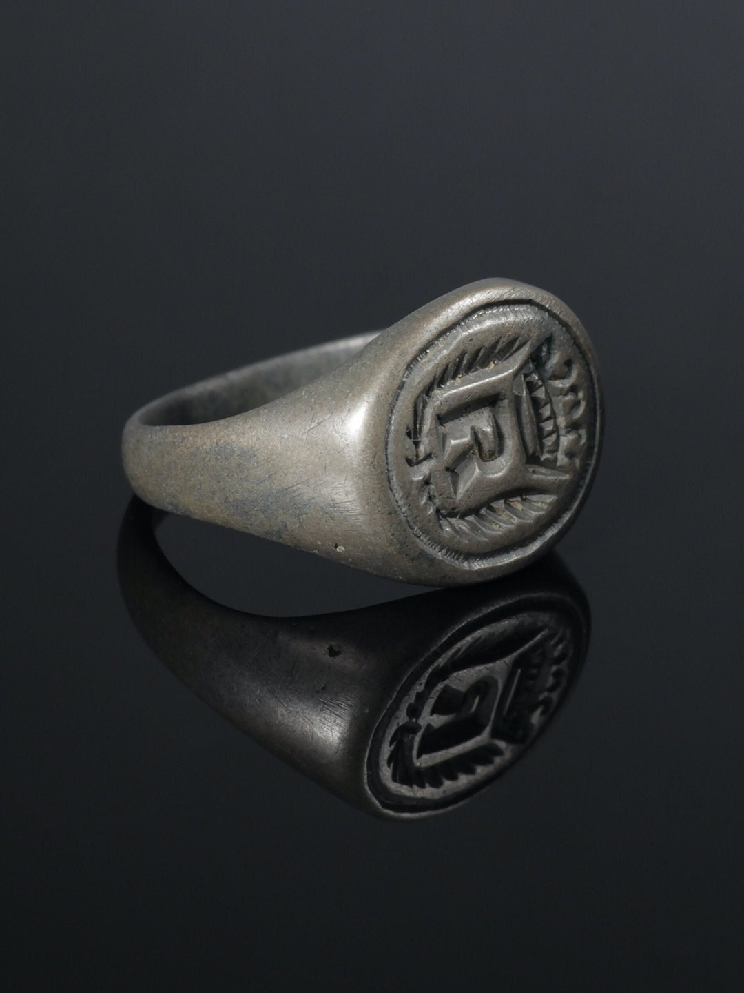 Signet Ring With Family Coat of Arms Tin Bronze Antique Ring - Etsy