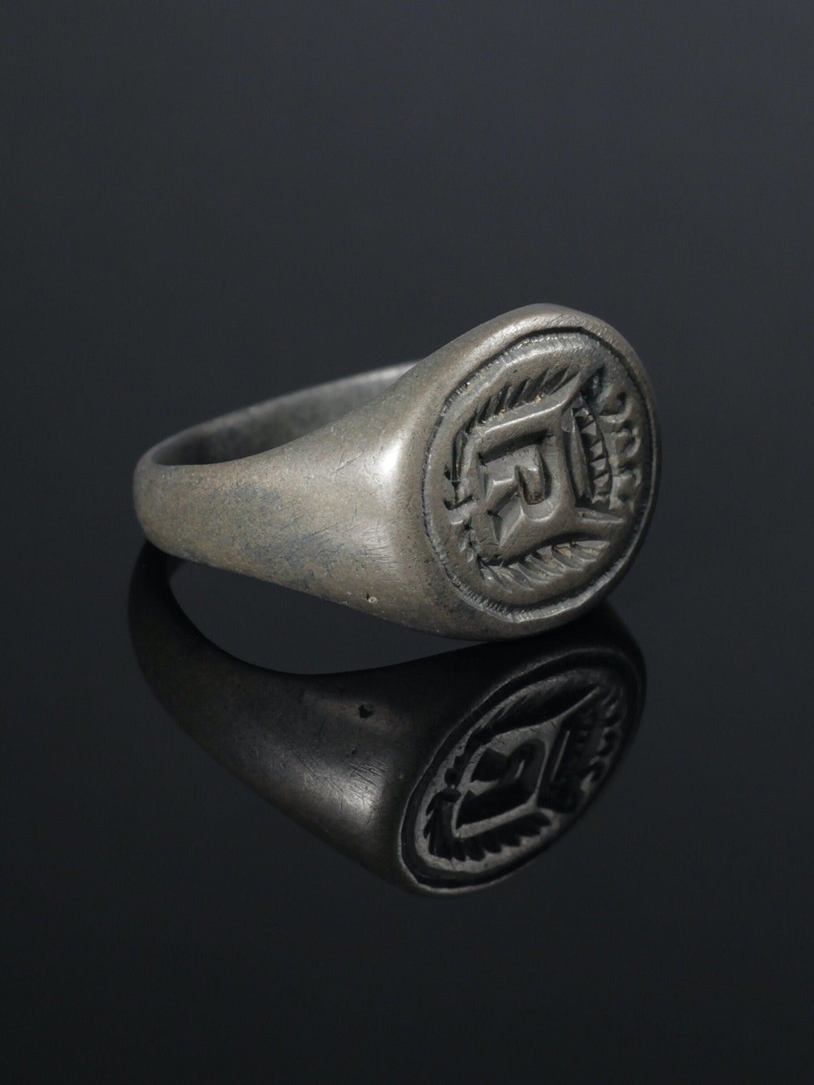 Signet Ring With Family Coat of Arms Tin Bronze Antique Ring Unique ...