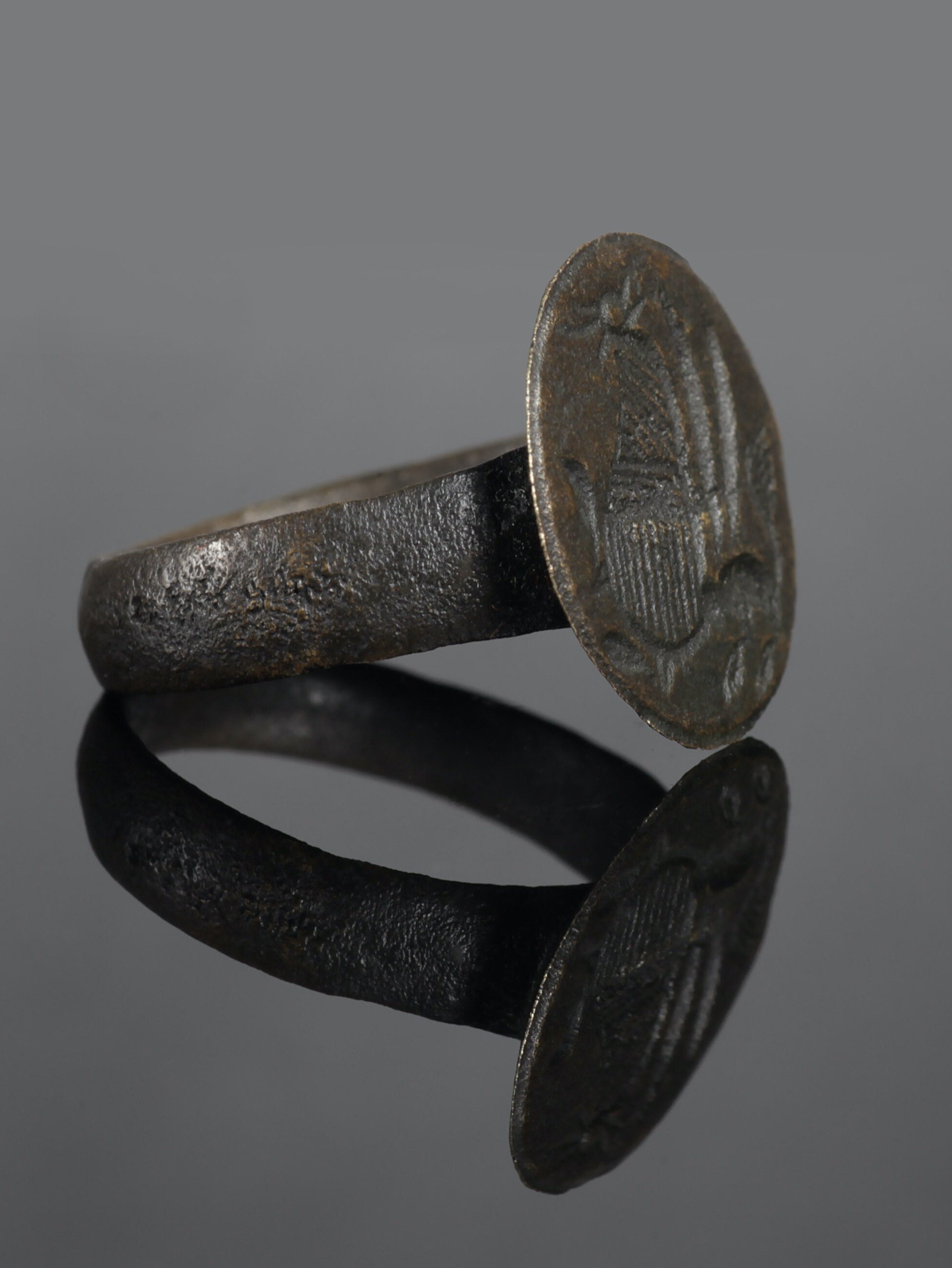 Engraved Bronze Medieval Ring | Flying Beast Artifact, 1400-1600s - Etsy