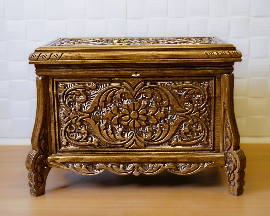 Hand-carved Walnut Wood Trunk, Flower Motif Coffee Table, Mid-century ...