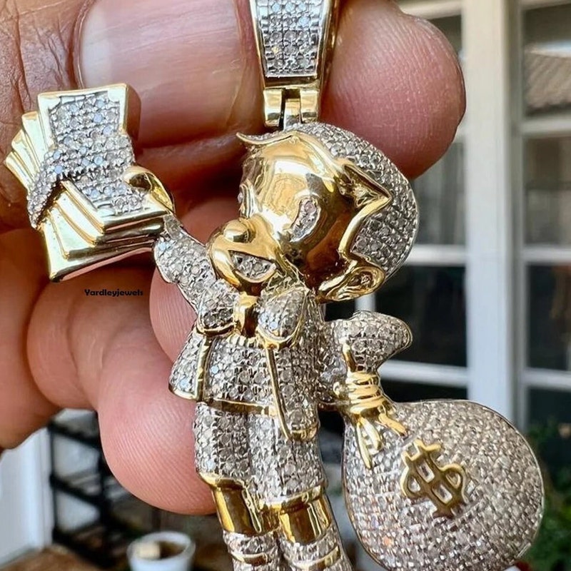 Big Hip Hop Necklace - Etsy