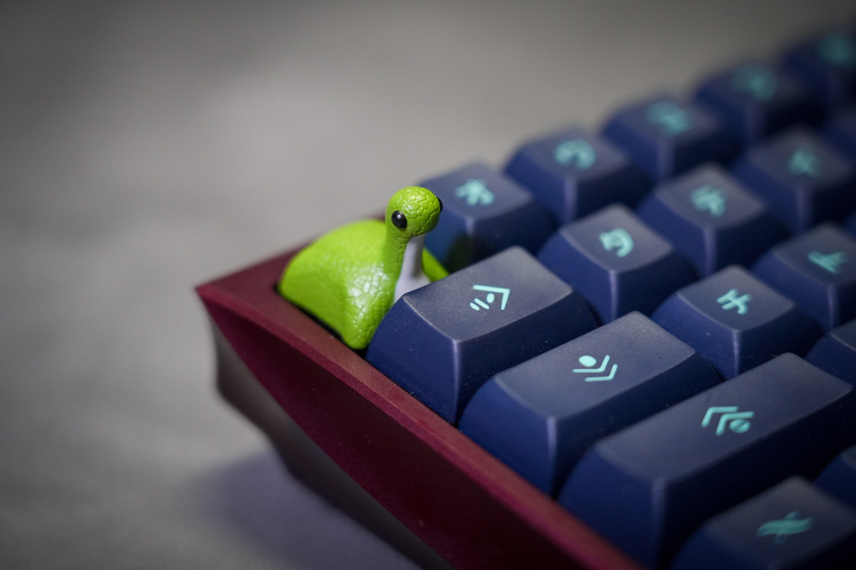Nessie Artisan Keycaps, Custom Apex Legends Keycaps, 3D Printed UV ...