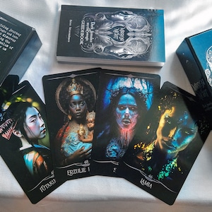 Mirror of Night Oracle Deck: Dark Females of Myth & Magic; Shadow Work ...