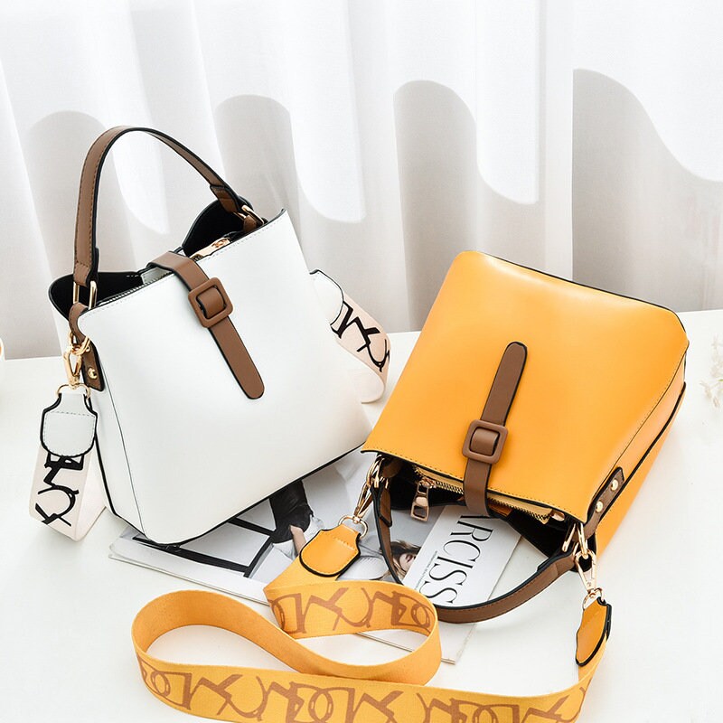 Trendy Niche Design Bag Ladies Shoulder Bag Classic Fashion Capacity ...