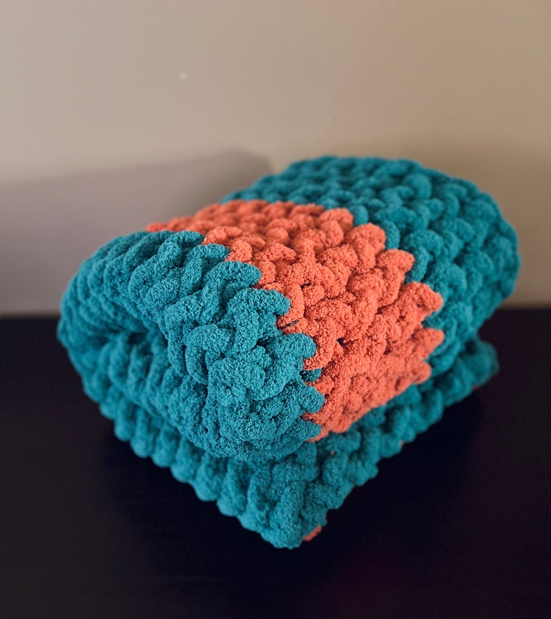 Handmade Chunky Knit Throw Blanket, Knit Blanket, Zig Zag Pattern ...