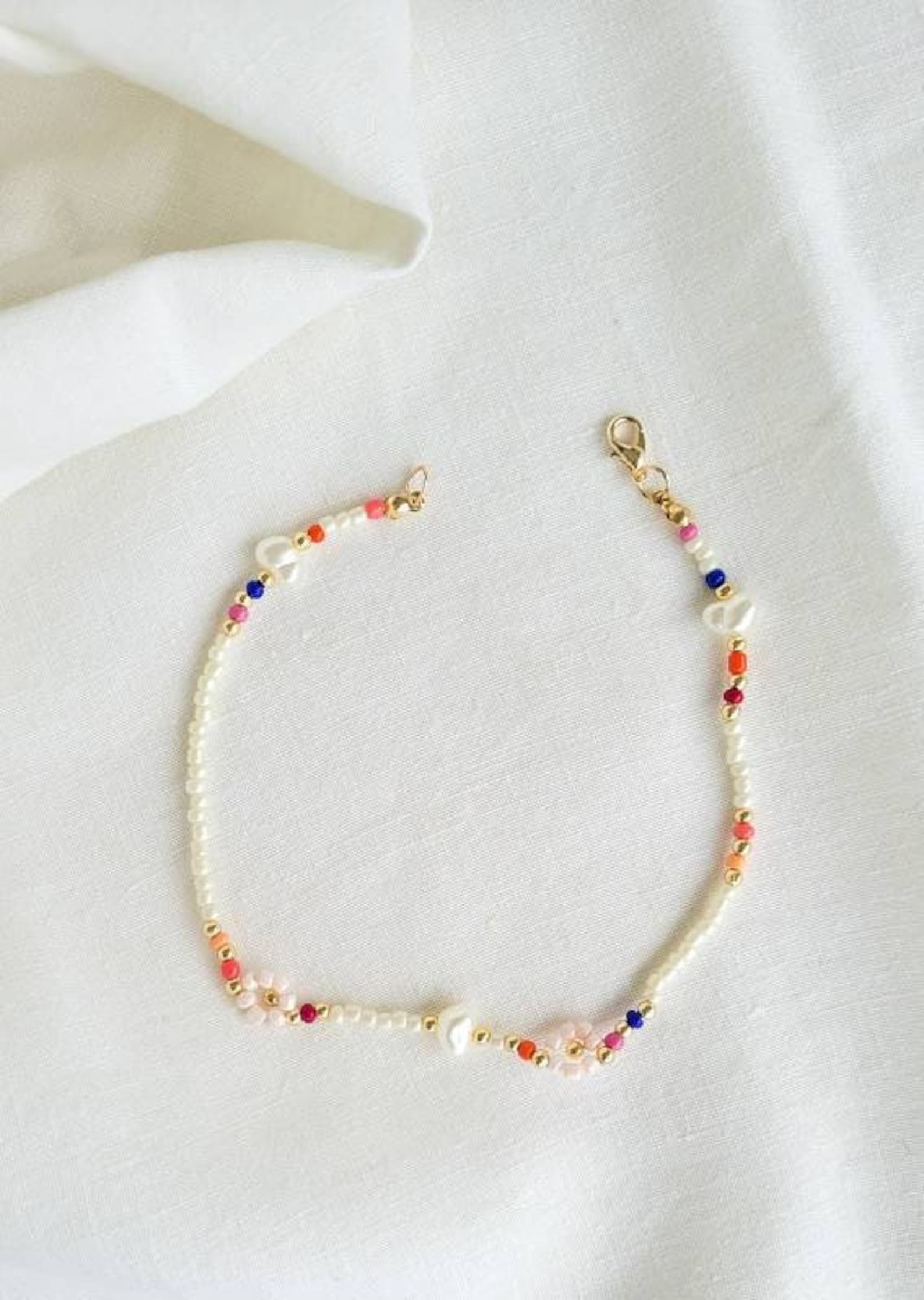 Beaded Daisy Necklace With Pearls, Colorful Flower Seed Beed Necklace ...