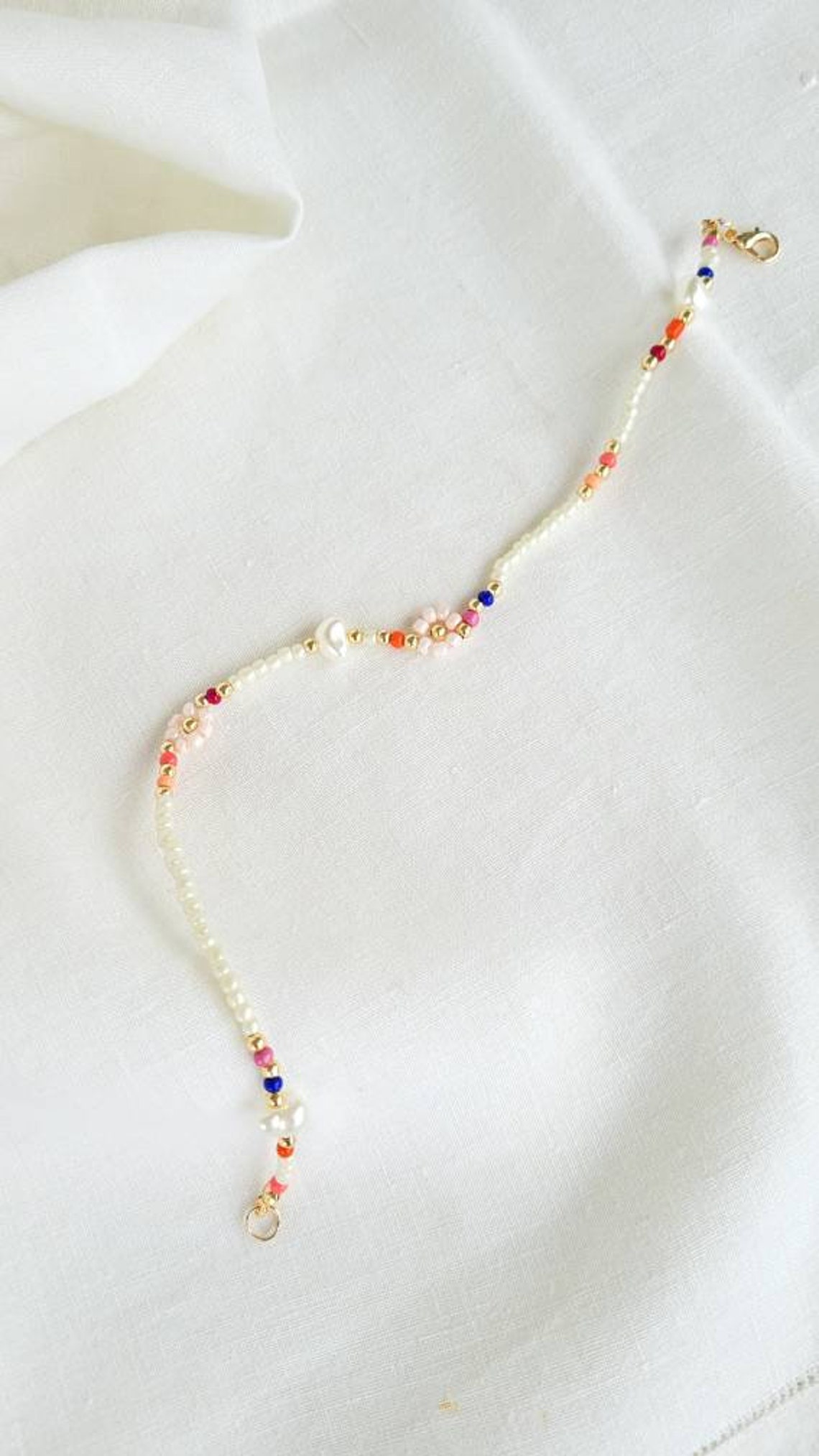 Beaded Daisy Necklace With Pearls, Colorful Flower Seed Beed Necklace ...