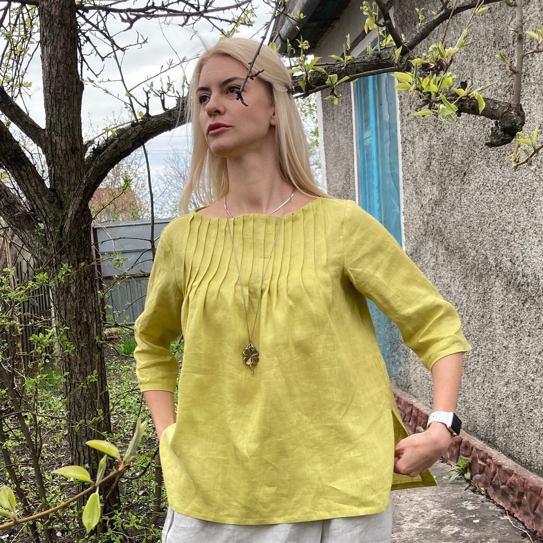 Linen Blouse / Handmade / Made to Measure / 3/4 Sleeves / Front Crisps ...