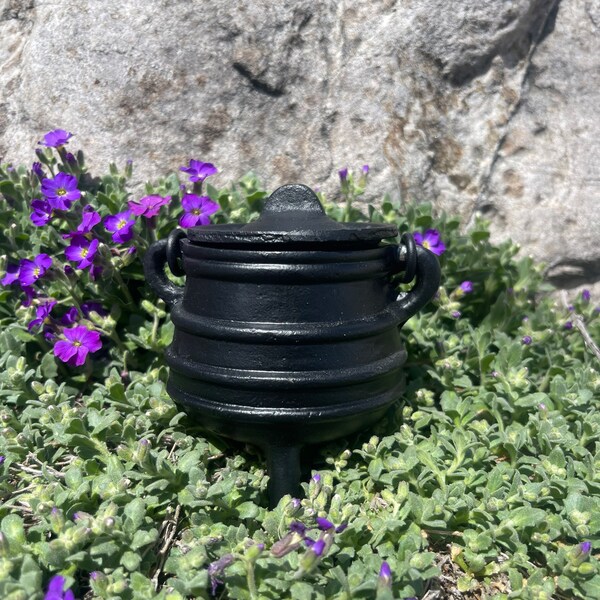 Cast Iron Cauldron - Etsy