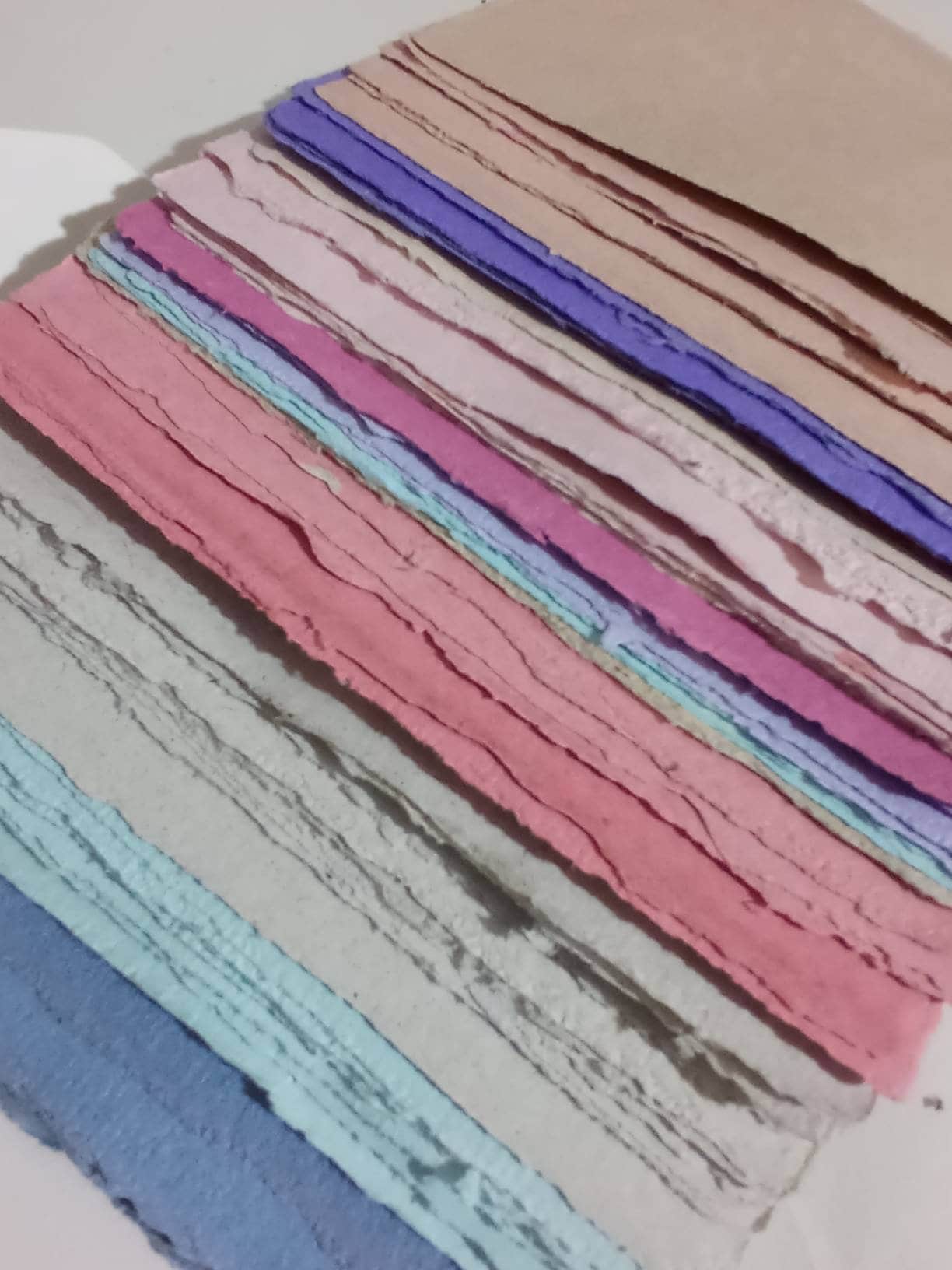 A6 Handmade Deckle Edge Paper in Lavender X 10, 20, 50 Sheets - Etsy