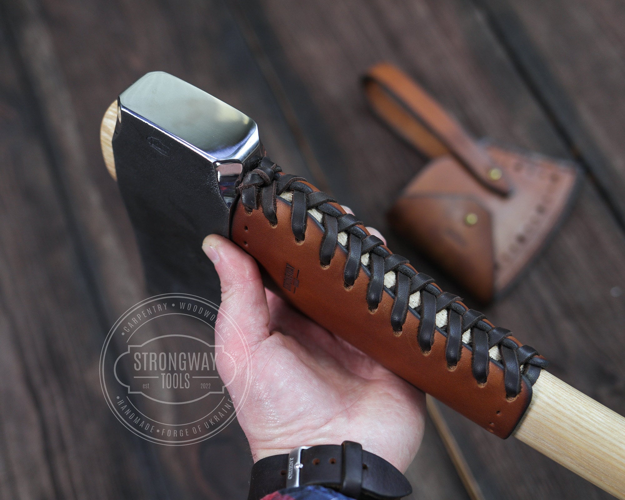 Hand Forged Bushcraft Axe: Large Forest Splitting Axe With Leather Case ...