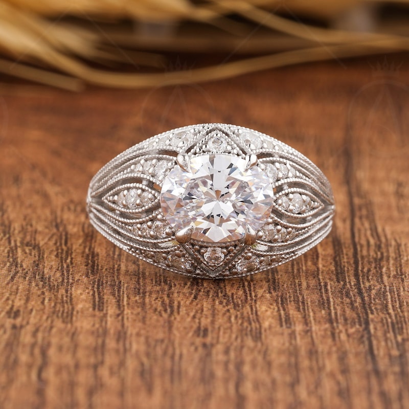 Horizontal Oval Engagement Ring - Etsy