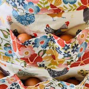 Egg Gathering Apron, Farmhouse Chic, Apron for Egg Collection, Chicken ...