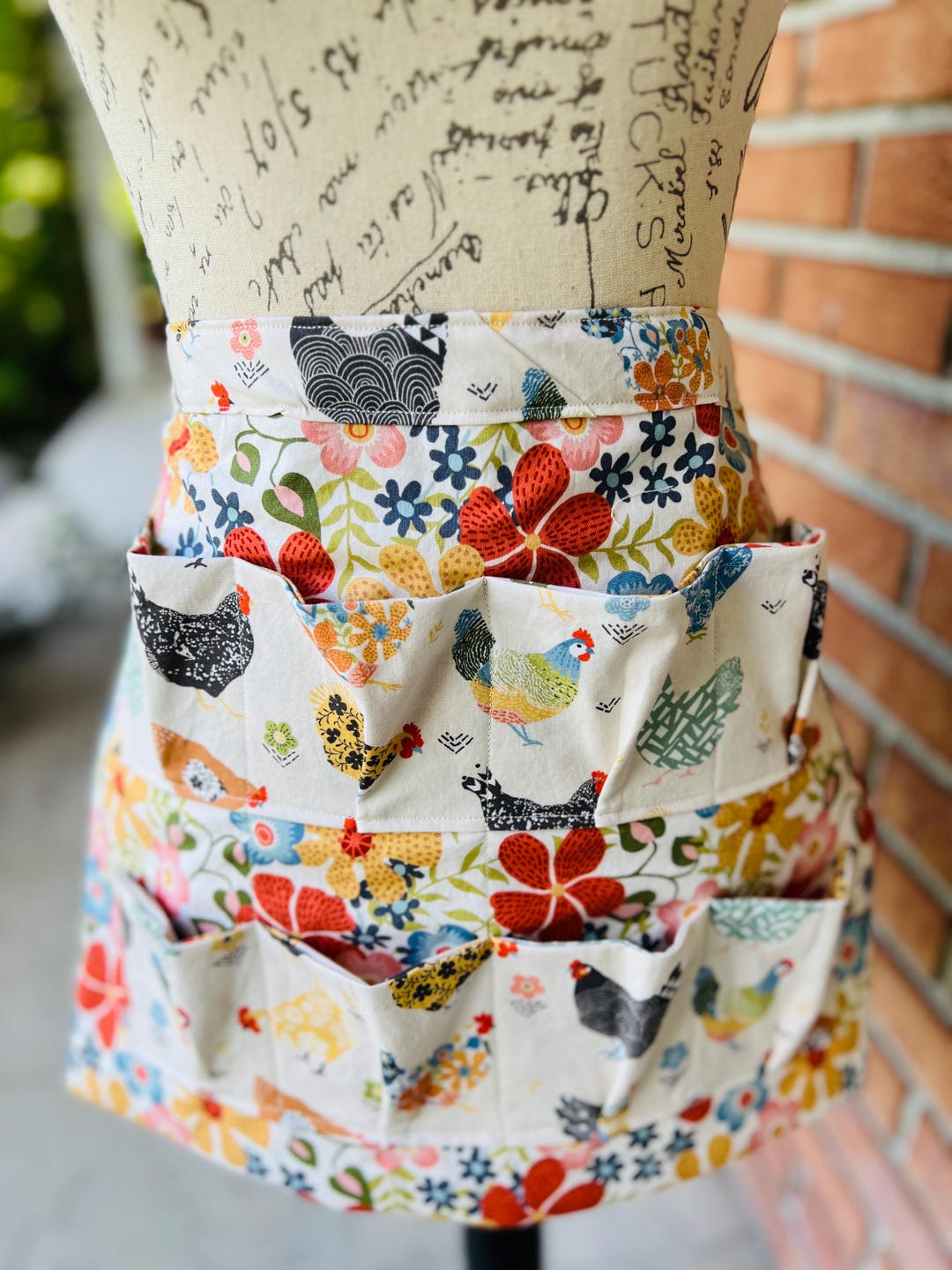 Egg Gathering Apron, Farmhouse Chic, Apron for Egg Collection, Chicken ...